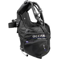 Oceanic Oceanpro BCD Review – Submerged Travels